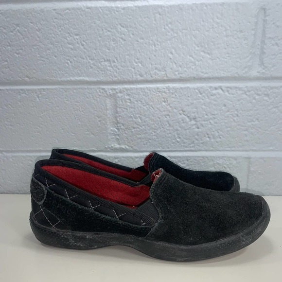 CROCS | Shoes | Crocs Any Weather Comfort Slip On Black Suede Loafers ...